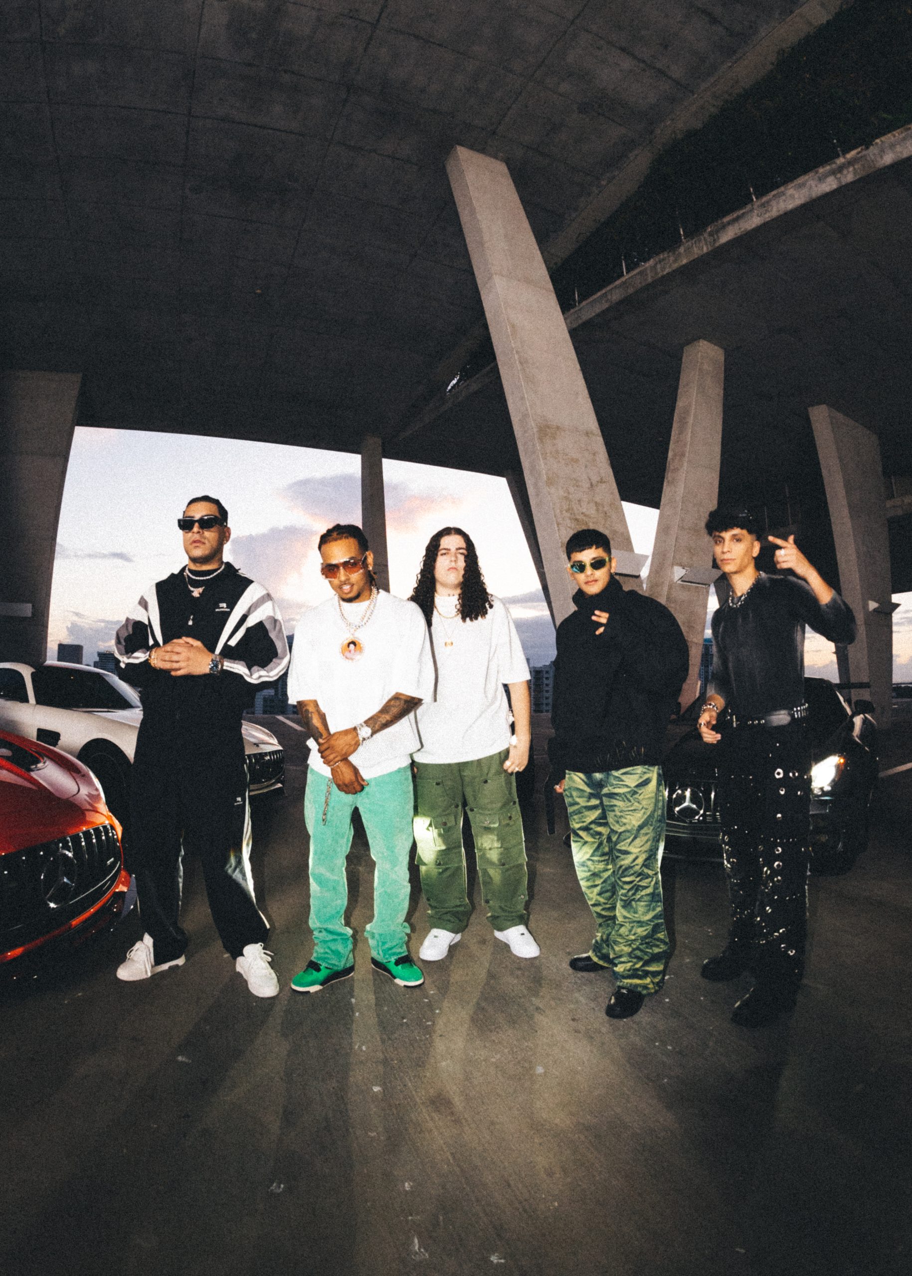 OZUNA & RYAN CASTRO se suben al MERCHO